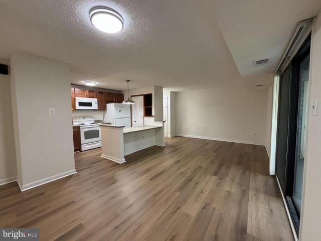 12309 Silvergate Way # 908 C