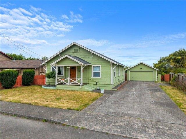 1230 McMahan St, Arcata, CA 95521