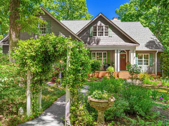 1230 Melody Ln, Hartwell, GA 30643 | MLS #20300 | Compass