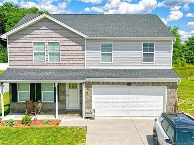 1230 N Solar St, Scottsburg, IN 47170