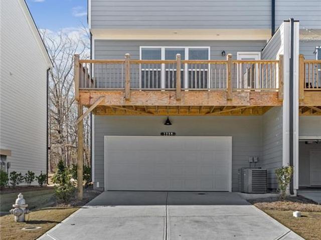 1230 Ainsworth Alley