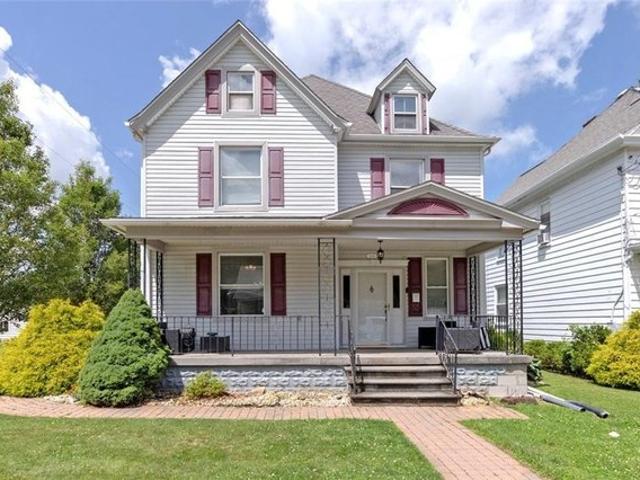 1230 Chestnut St, Connellsville, PA 15425