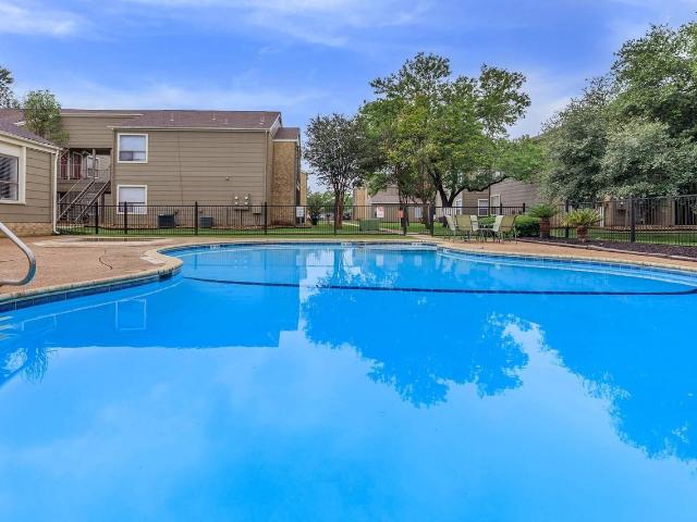 1230 East Walnut 1 Bedroom Apartment for Rent at 1230 E Walnut St, Seguin, TX 78155
