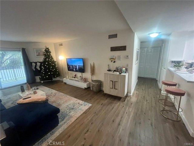 1230 Horn Ave Apt 417, West Hollywood, CA 90069