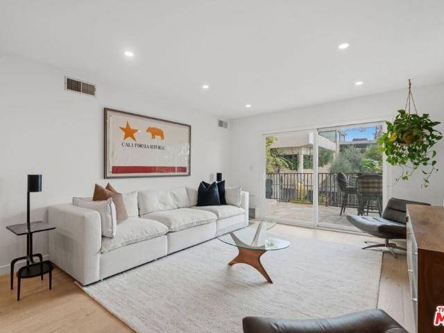 1230 Horn Avenue 305
