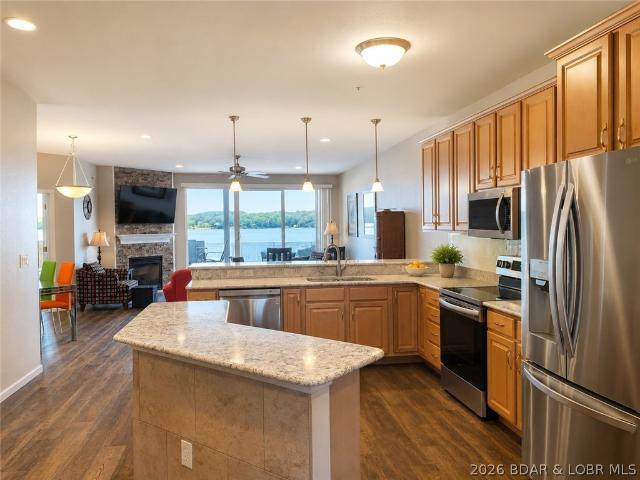 1230 Lands End Parkway 105