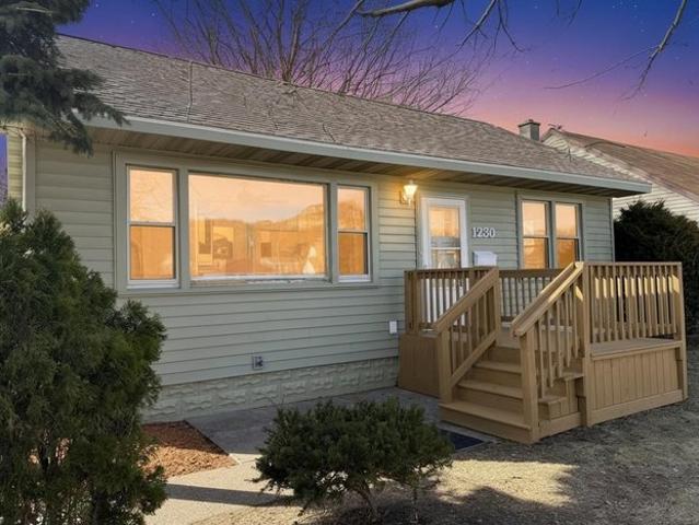 1230 Losey Blvd S, La Crosse, WI 54601