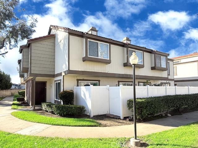 1230 S Cypress