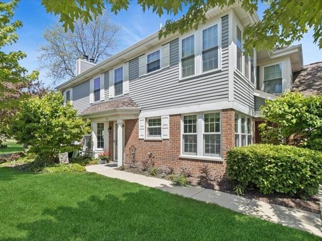 1230 S Wellington Ct, Buffalo Grove, IL 60089