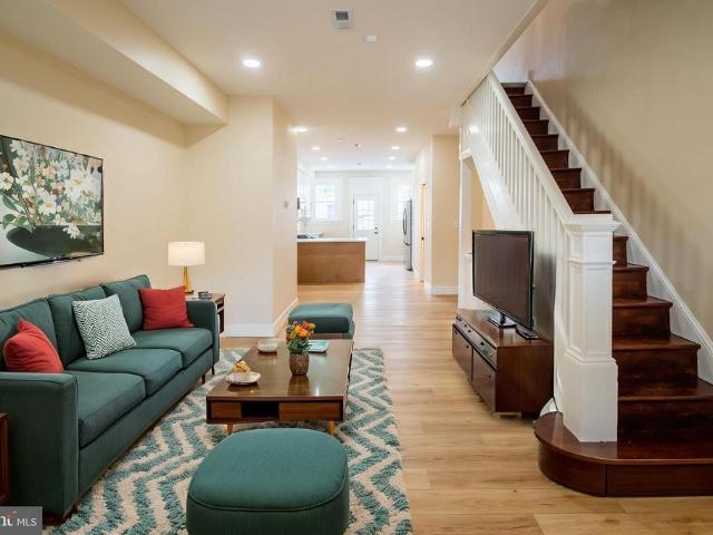 1230 W 37Th Street