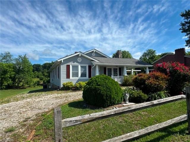 1230 Zephyr Mountain Park Road