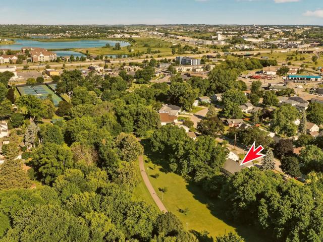 1230 4th Street NW
