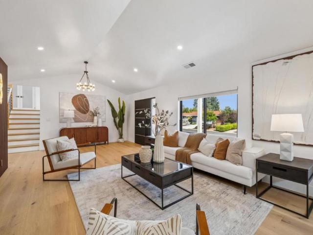 12311 Viewoak Drive