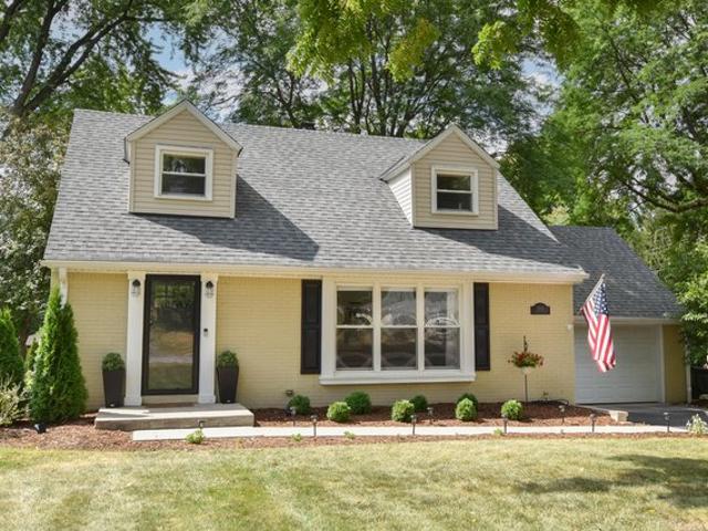 12311 W Woodland Ave, Wauwatosa, WI 53226