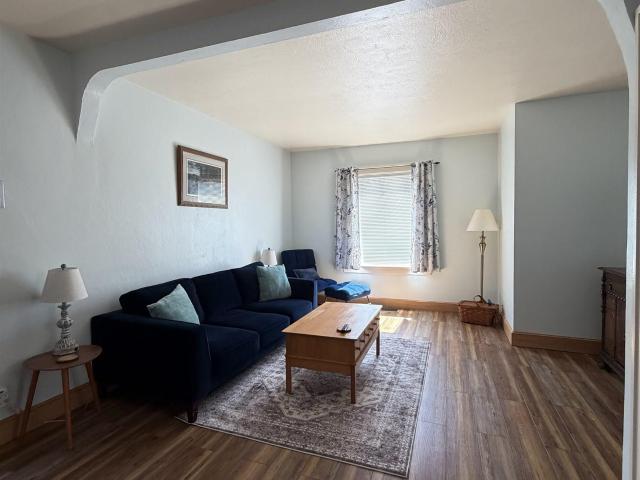 123/125 E Ohio Street