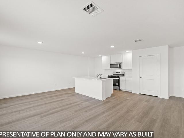12312 Lexington Heights