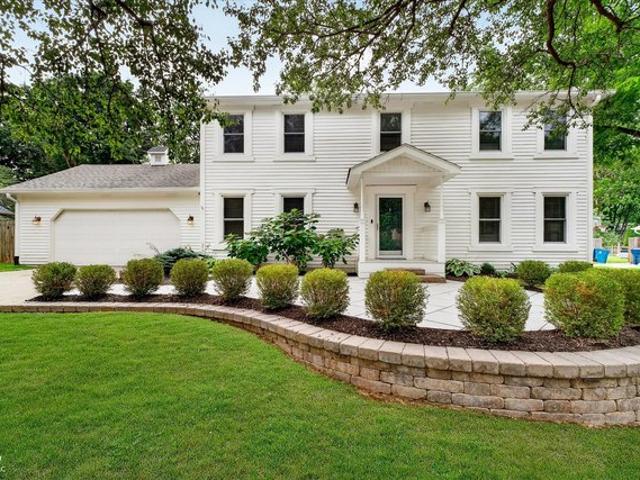 12315 Brookshire Pkwy, Carmel, IN 46033