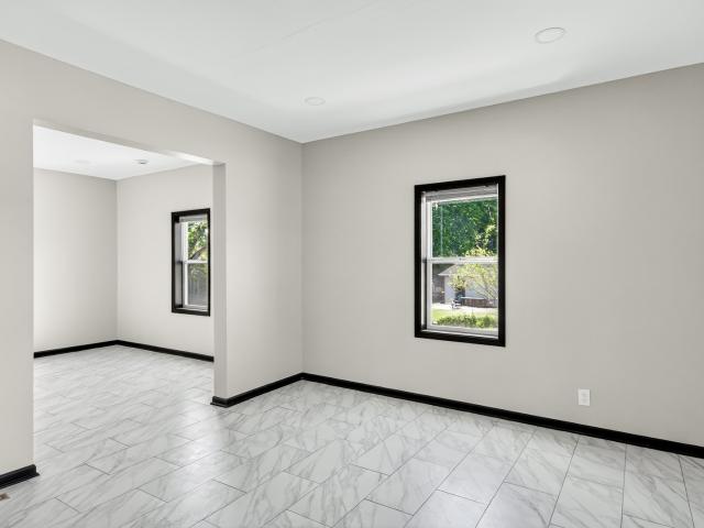 1231 N Main Street