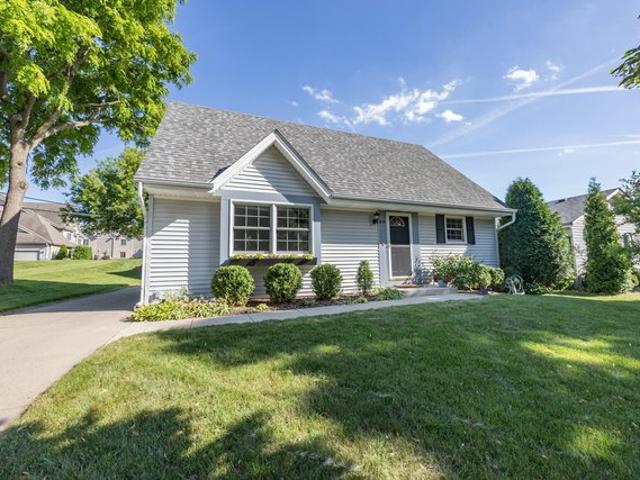 1231 Niagara St, Waukesha, WI 53186