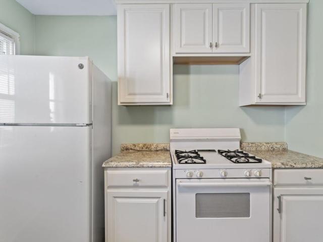 1231 Bates Court 1 Bedroom Apartment for Rent at 1231 Bates Ct, Louisville, KY 40204 Tyler Park