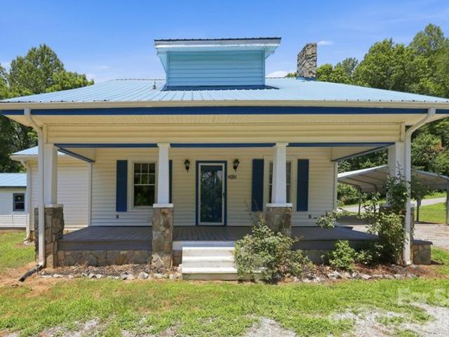 1231 Caldwell Pl NW, Lenoir, NC 28645