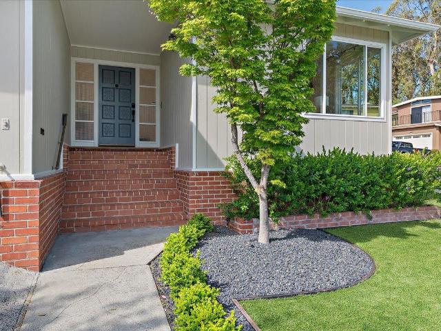 1231 Claremont Drive