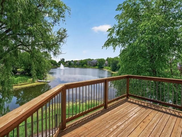 1231 Cobblestone Road N