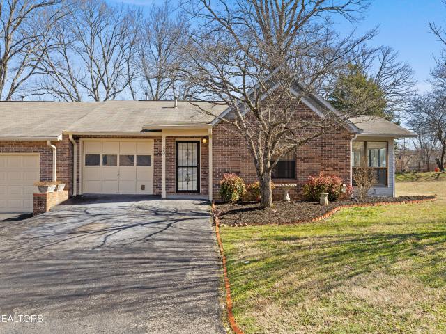 1231 Karina Cir, Maryville, TN 37804 | MLS #1330