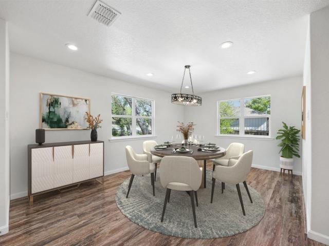 1231 Lavaca