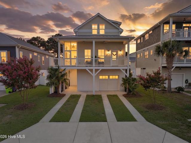1231 Pinfish Ln, Carolina Beach, NC 28428