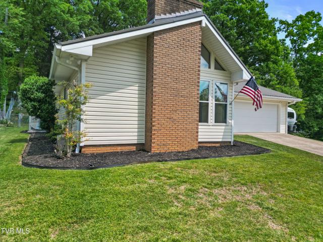 1231 Tanglewood Drive