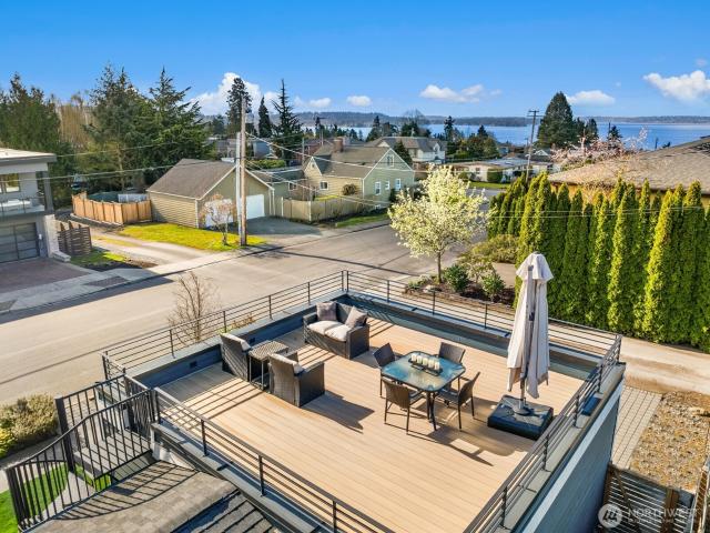 1231 4th St W, Kirkland, WA 98033 | MLS #2497 | Compass