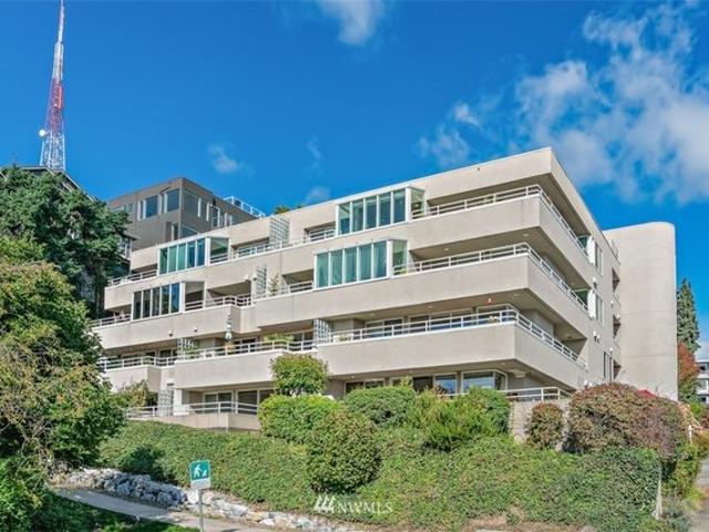 1231 5th Ave N Apt 204, Seattle, WA 98109