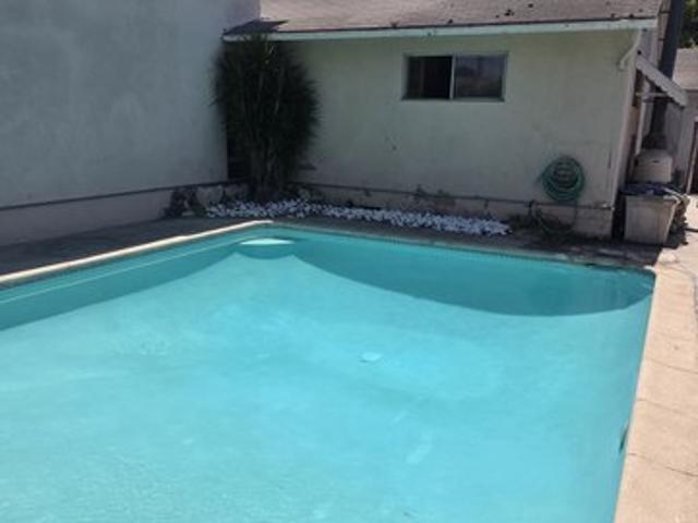 12323 Centralia St, Lakewood, CA 90715