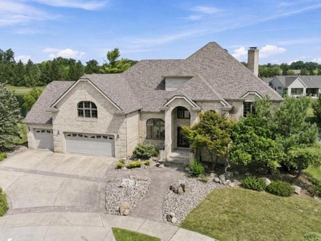 12323 Harbour Pt, Fort Wayne, IN 46845