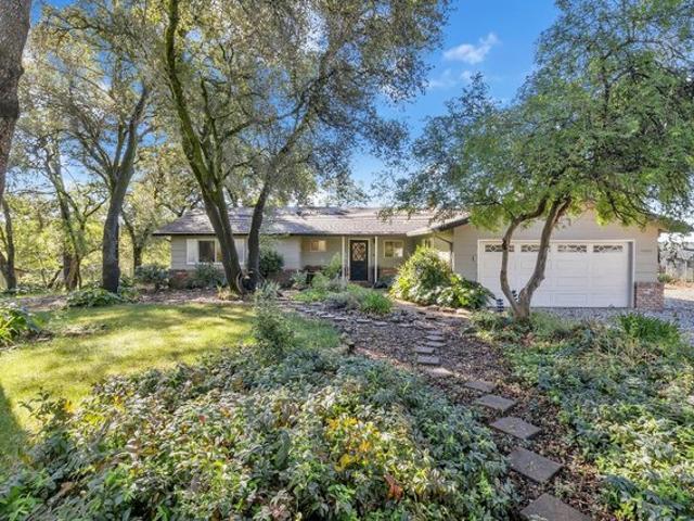 12320 Poppy Ln, Auburn, CA 95602