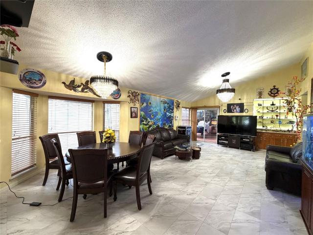 12321 Yarmont Way