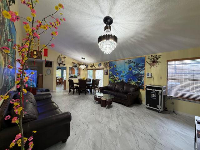 12321 Yarmont Way
