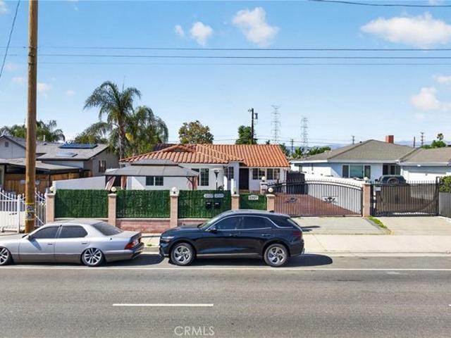 12327 Saticoy St, North Hollywood, CA 91605