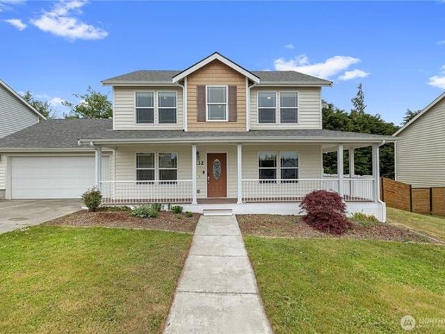 1232 NW Kathleen Dr, Oak Harbor, WA 98277