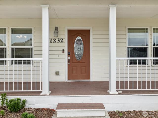 1232 NW Kathleen Drive