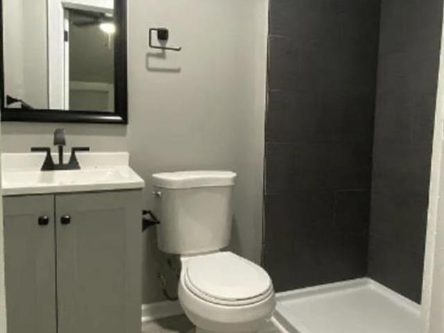 1232 NE 43rd Terrace