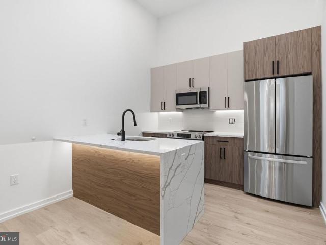 1232 Chancellor Street # 2C