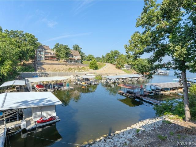 1232 Guenther Lane
