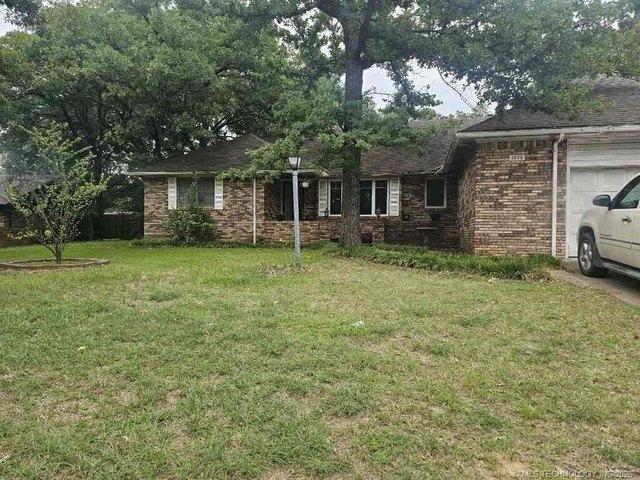 1232 S Rockford Rd, Ardmore, OK 73401