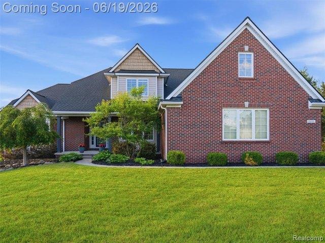 1232 Thorn Ridge Dr, Hartland Township, MI 48843