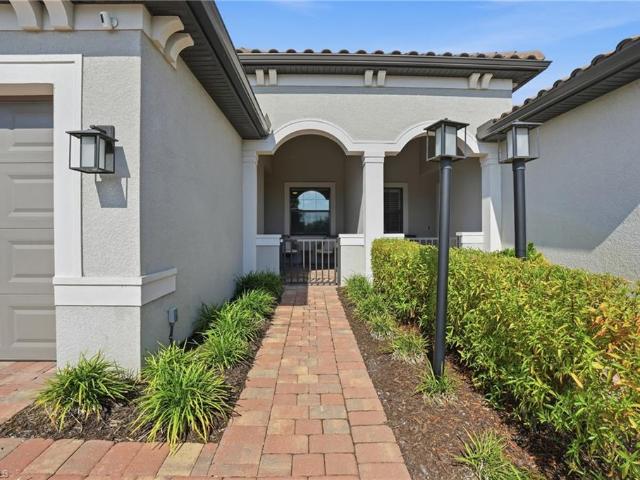 12330 Canal Grande Dr, Fort Myers, FL 33913 | MLS #225082