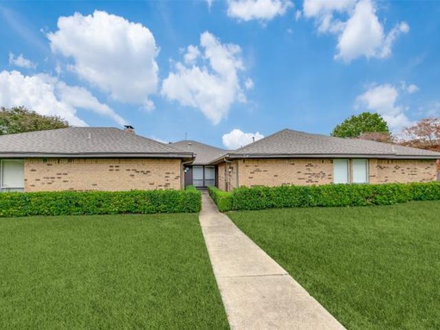 12330 Ferris Creek Ln, Dallas, TX 75243