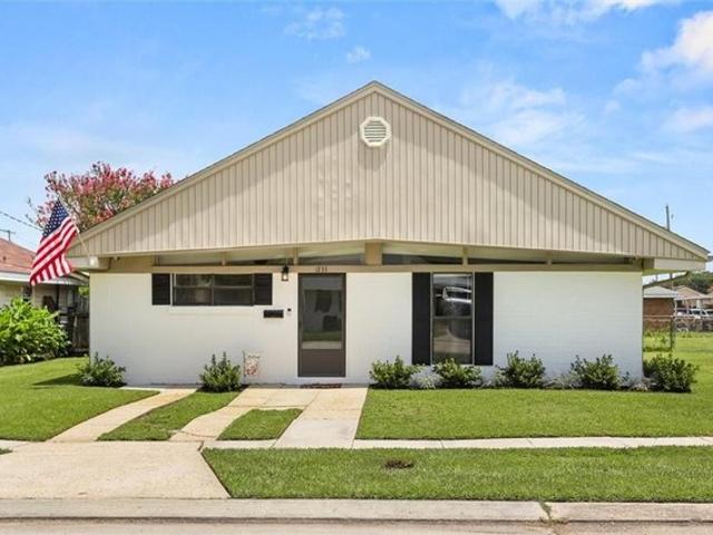 1233 Manson Dr, Marrero, LA 70072