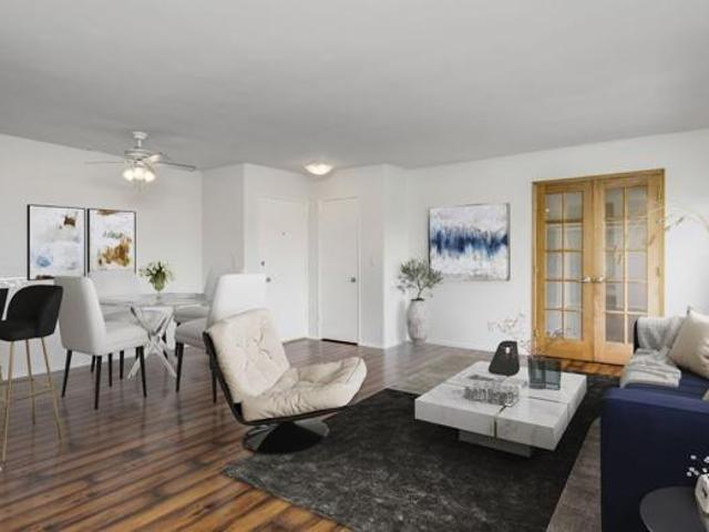 1233 N Flores St #204, West Hollywood, CA 90069